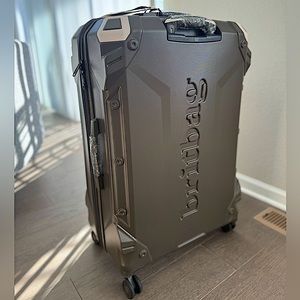 BritBag | Accessories | Britbag Luggage 32 Himalayas Full Size Hardside ...